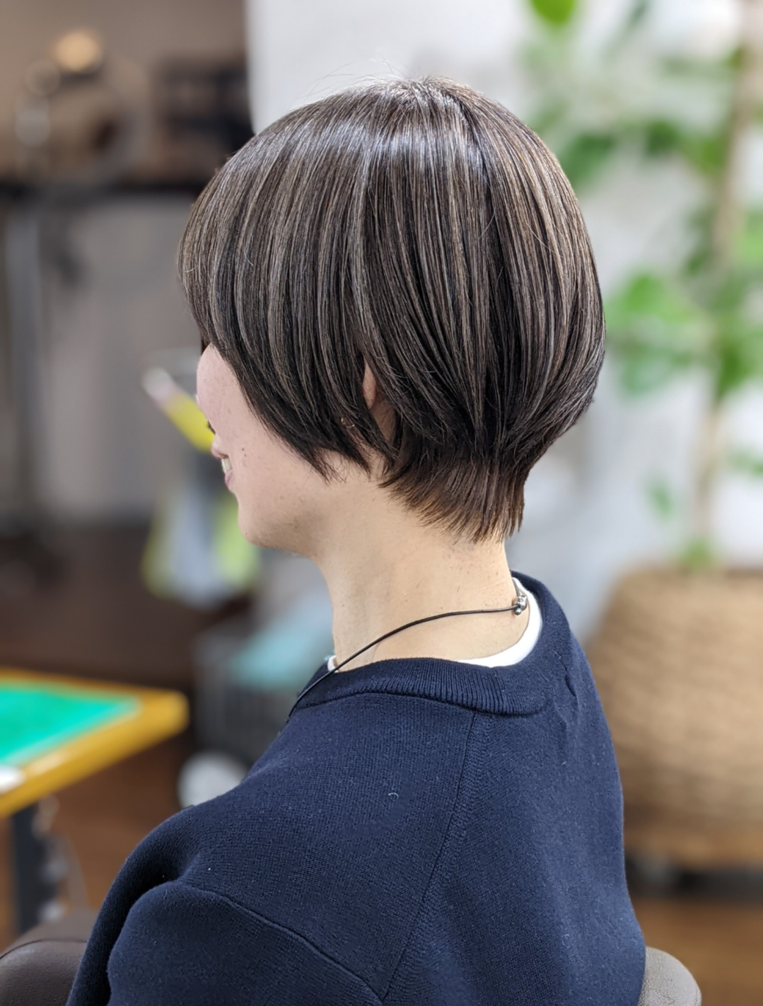 ブリーチを使わない白髪ぼかし | 石川県小松市の美容室Bokka美容院ボッカ